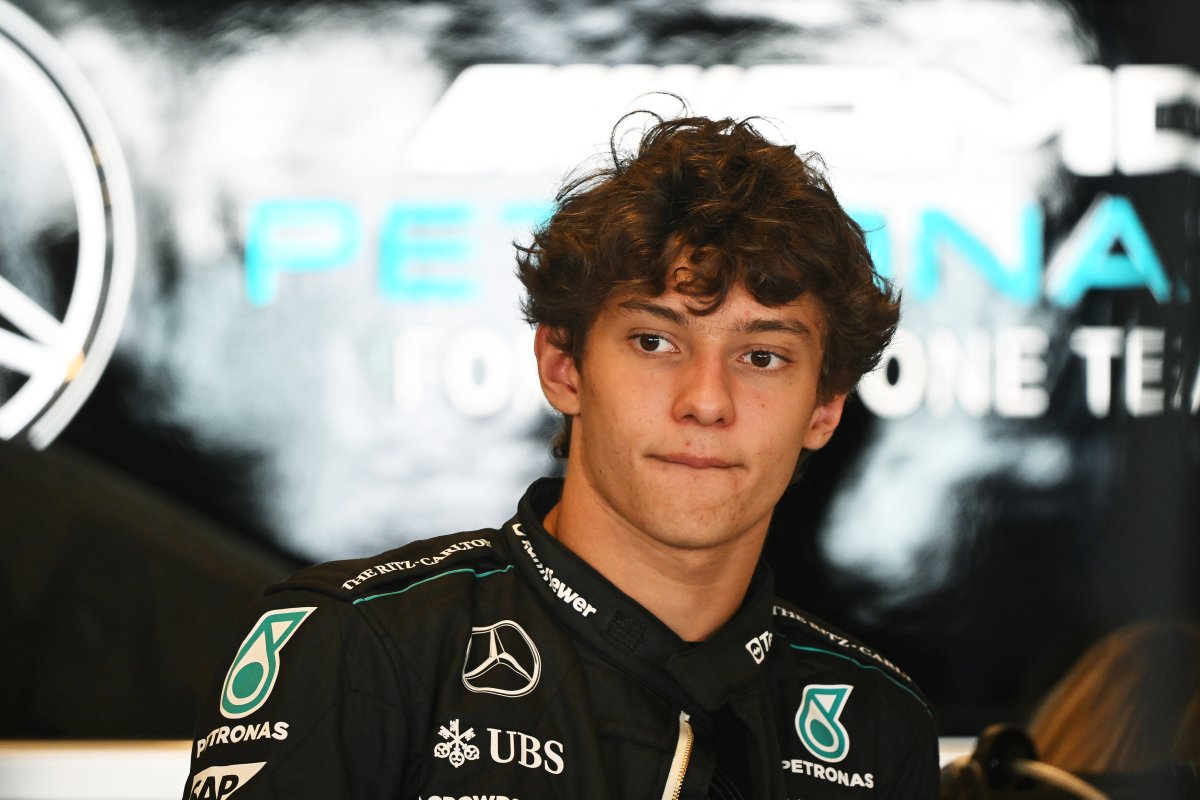 Sensaatioteini Kimi Antonelli testaa tänään Mercedestä – mutta miksi ...