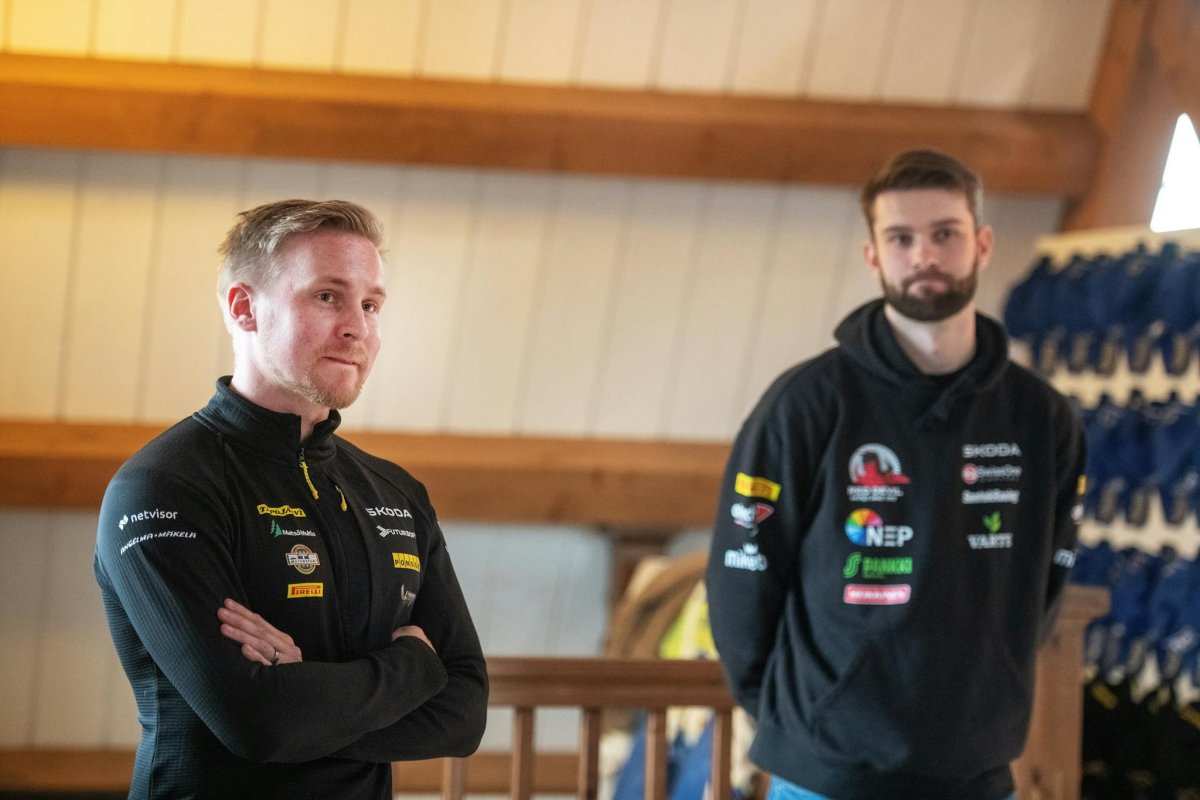 Skoda Motorsport Suomen Esapekka Lappi ja Niclas Grönholm hakevat ...