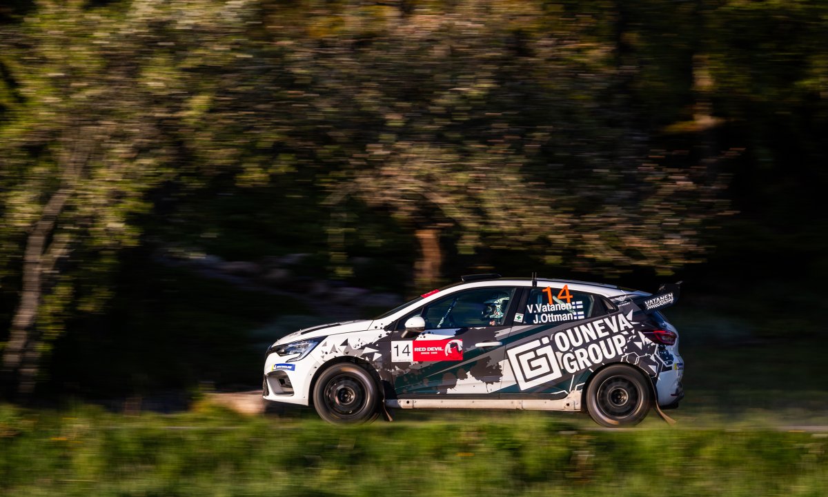 Lahden SM-rallin SM2-SM5-luokkien tilanteet: Ville Vatanen ja Aatu ...