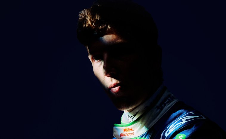 F1-kuljettaja Liam Lawson syttyi motocrossiin ja sai kehut ...